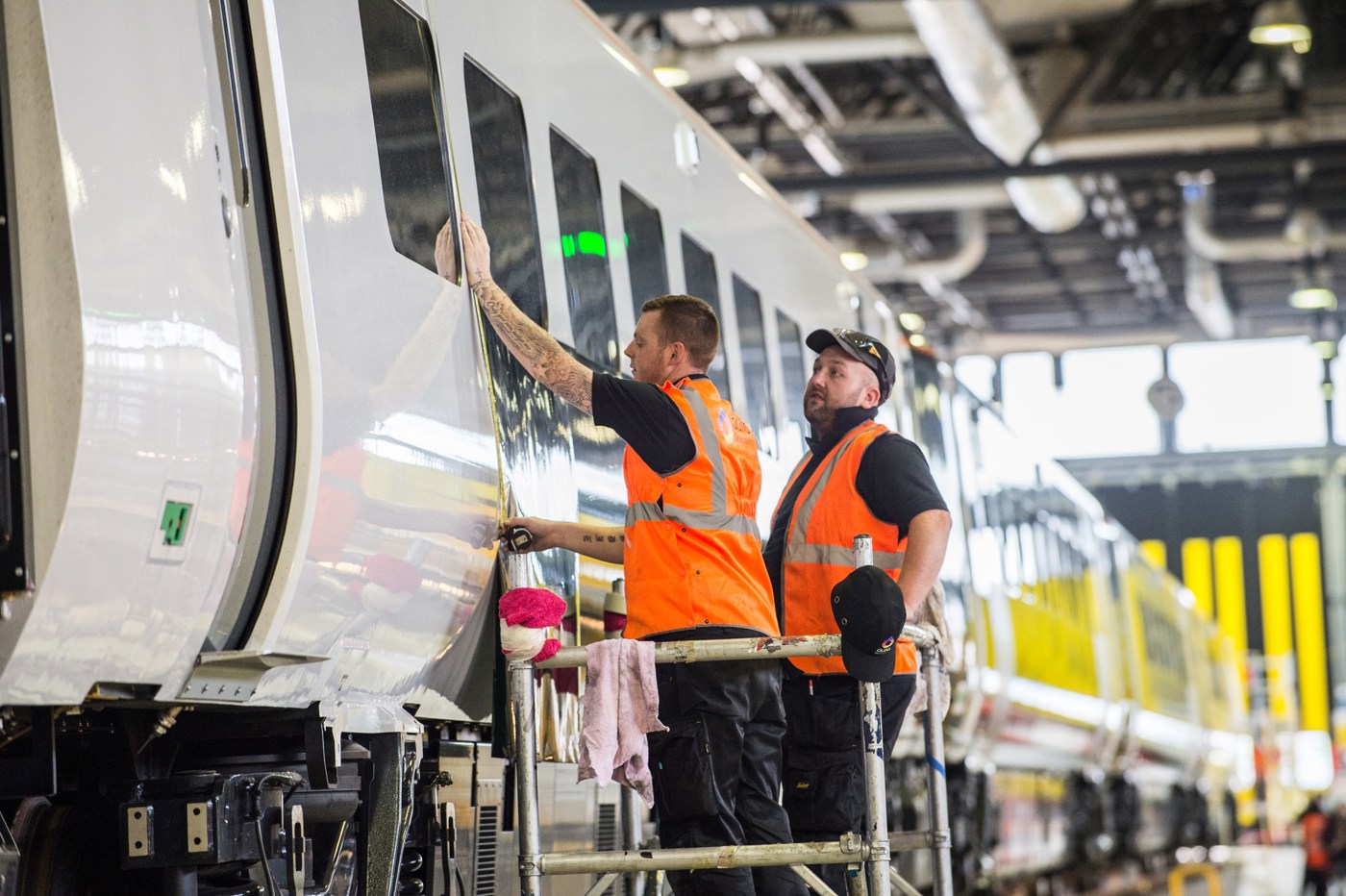 EXCLUSIVE: GWR Class 800 wrapped | Galleries