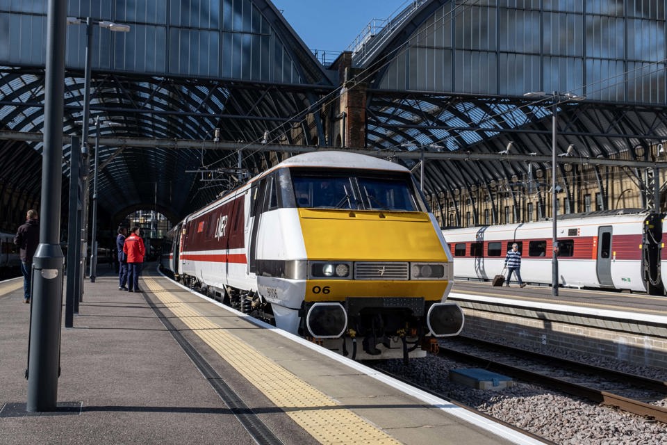 Beacon Rail takes on more than 2,700 vehicles as it acquires rival ...