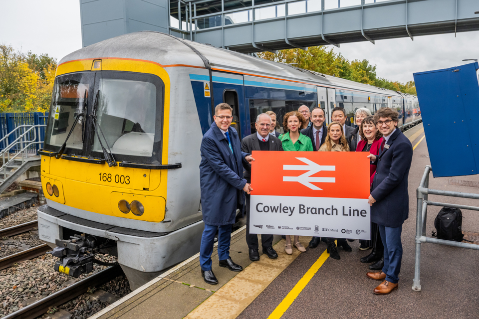 Cowley branch will "free up space in Oxford station" and support public ...