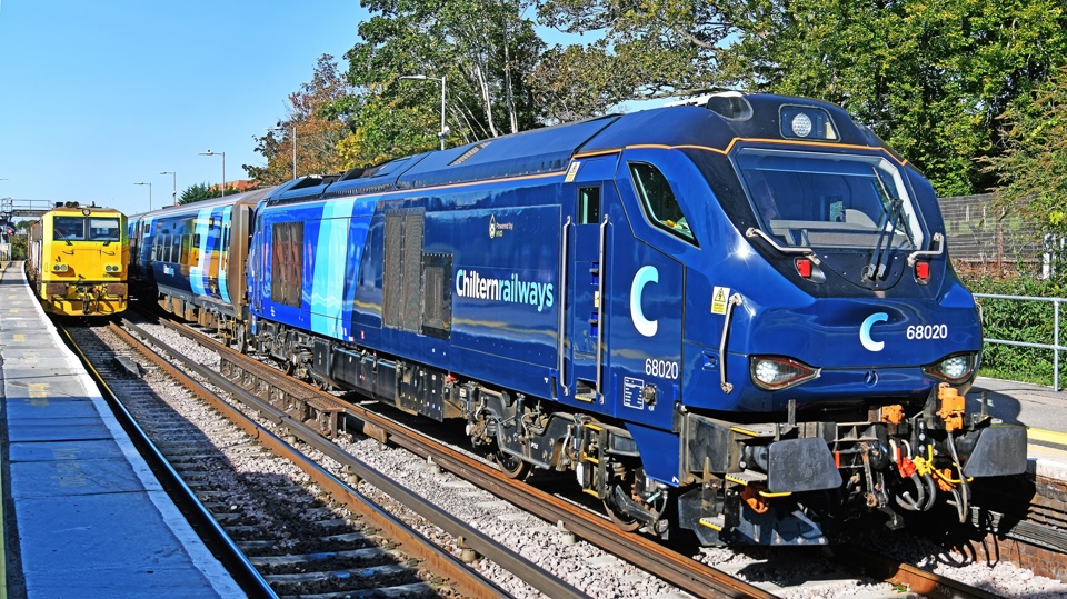 First Class 68 gains new Chiltern Railways livery after maintenance ...