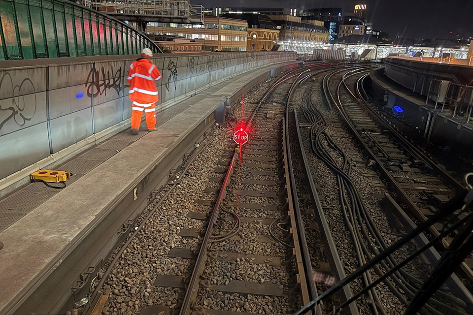 RAIB issues safety digest after London Bridge near miss | Safety
