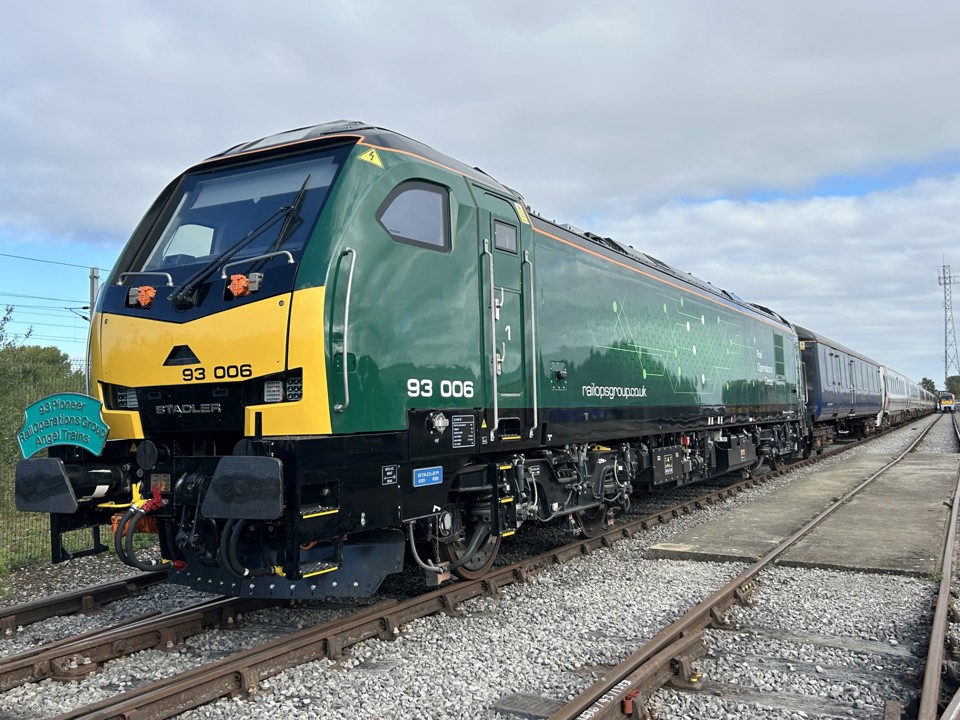 "People are going to be impressed": Class 93s make commercial service ...