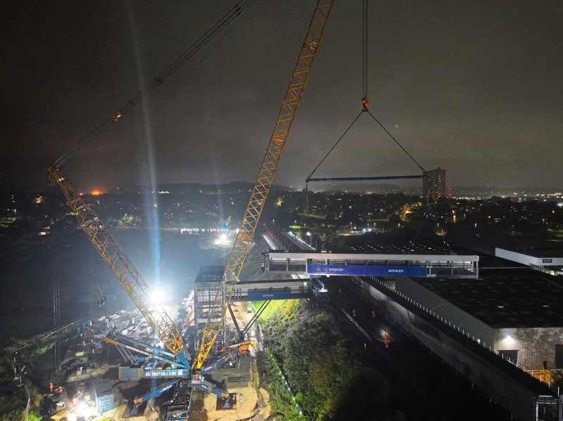 Saga of Leeds' White Rose station drags on | new station