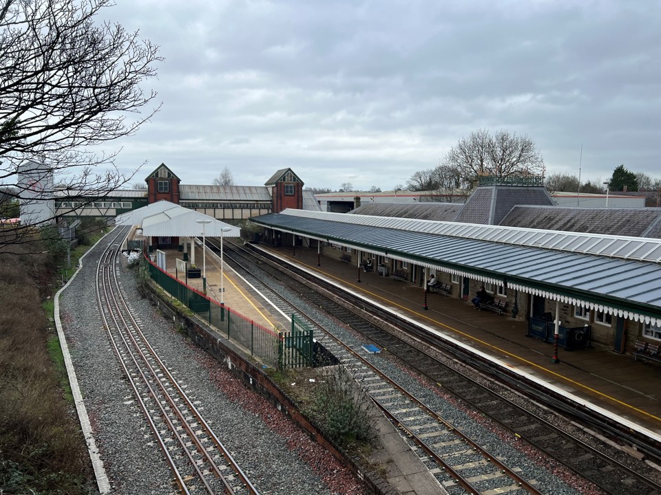 WSMR resubmits bid for Wrexham-London Euston service | WSMR